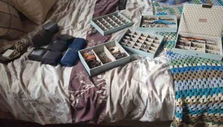 How to Stop Being a Hoarder and Start Being a Minimalist